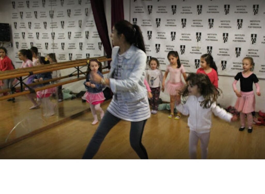 Dans okulları I. M. P. Instituto Musical Pueyrredon, Buenos Aires, foto
