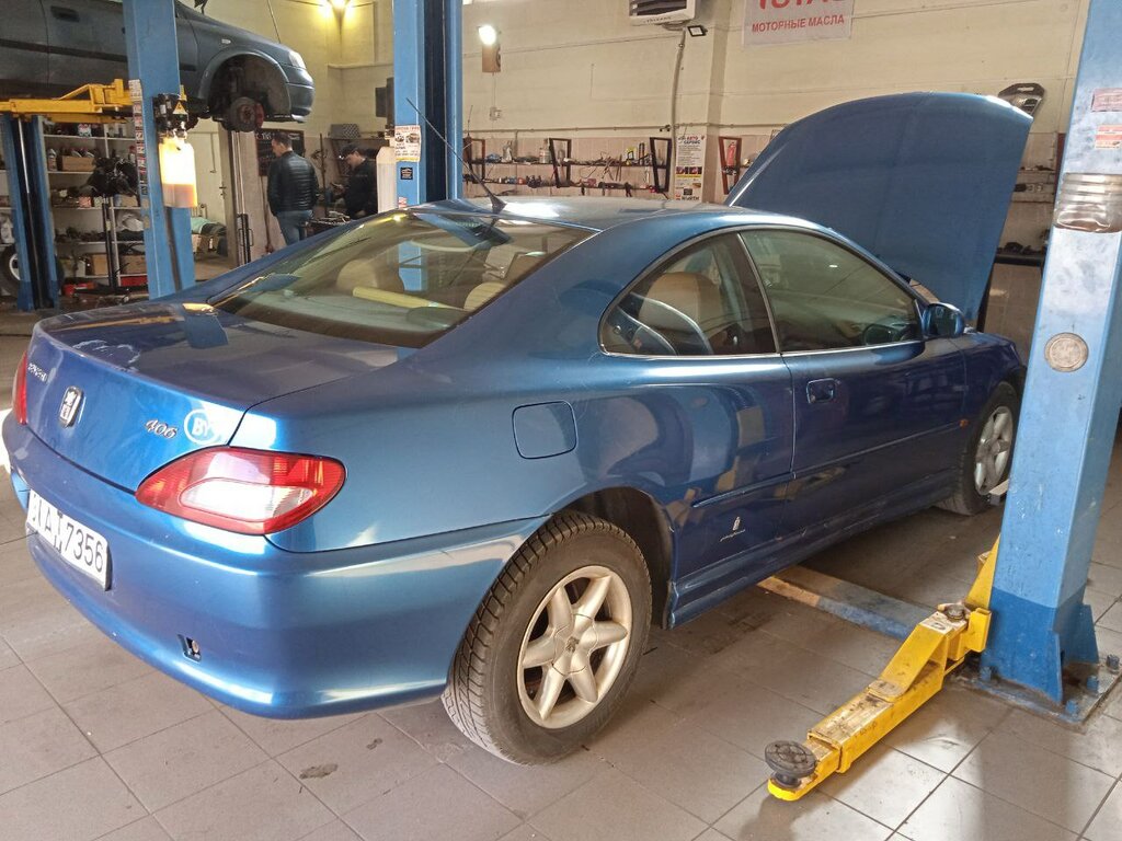 Otomobil servisi Autoservice, Zhlobin, foto