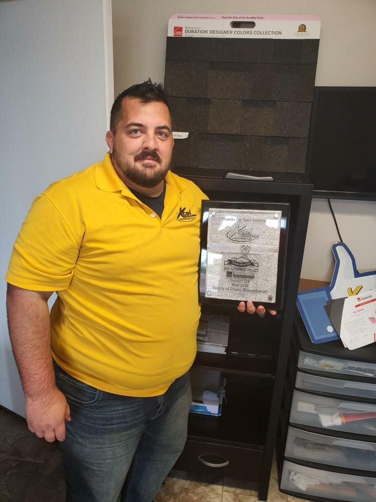 Boya ekipmanları LoveOurRoof, an Xcel Company, Güney Dakota Eyaleti, foto