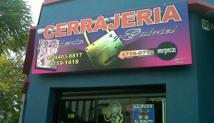 Oto aksesuarları Cerrajeria Roberto Y Gabriel, , foto