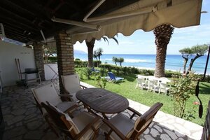 Menegios Beachfront 1 BdrHouse-AB3GNo 49 (Ionian Islands, Kerkira), otel  Korfu'dan