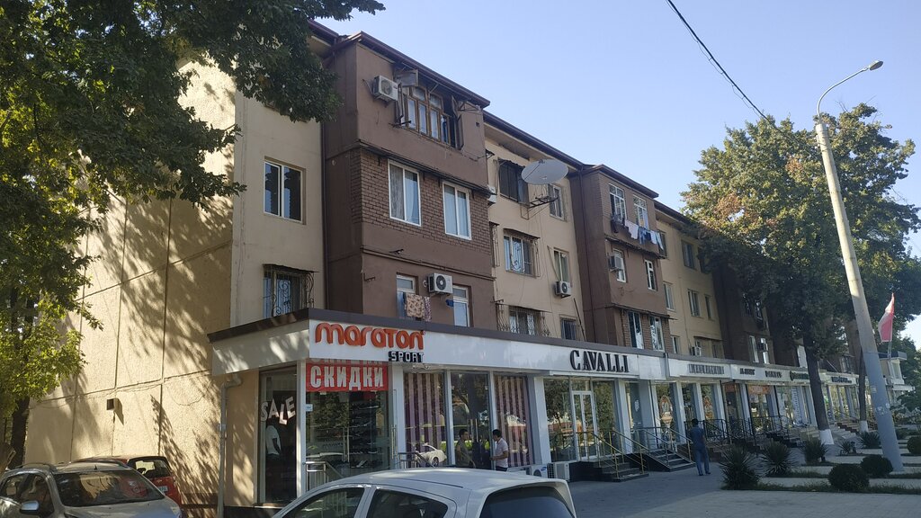 Giyim mağazası Cavalli, Taşkent, foto
