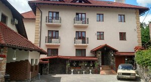 Maestro (Ukraine, Ostroh, Nezalezhnosti prospect 17), otel  Ostrog'dan