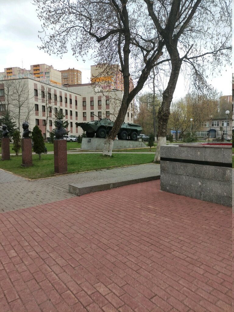 Teknoloji anıtı Бронетранспортёр БТР-80, Reutov, foto