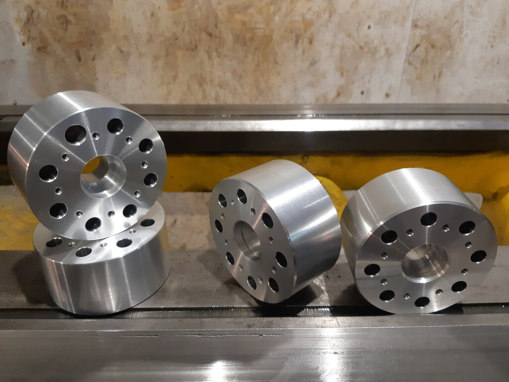 Torna işleri Токарные работы, Himki, foto