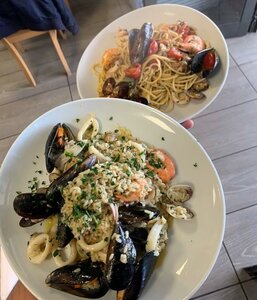 Ristorante La Gattammare (Lazio, Roma, Santa Marinella, Lungomare Guglielmo Marconi), pizzacılar