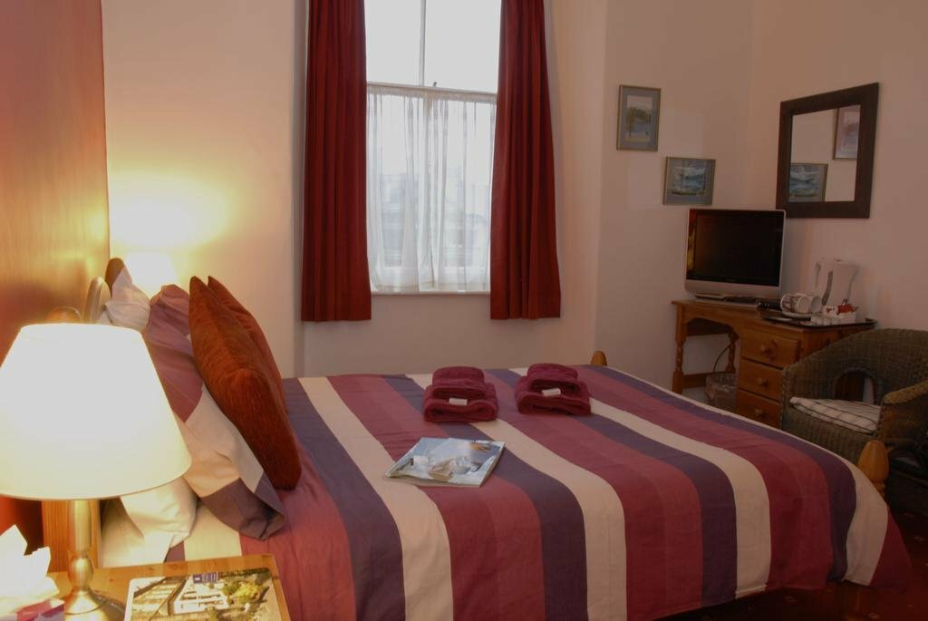 Otel Adam Place Guest House, , foto