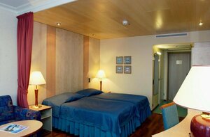 Holiday Club Resorts OY (Pirkanmaa, Tampere, Lapinniemenranta, 12), otel  Tampere'den