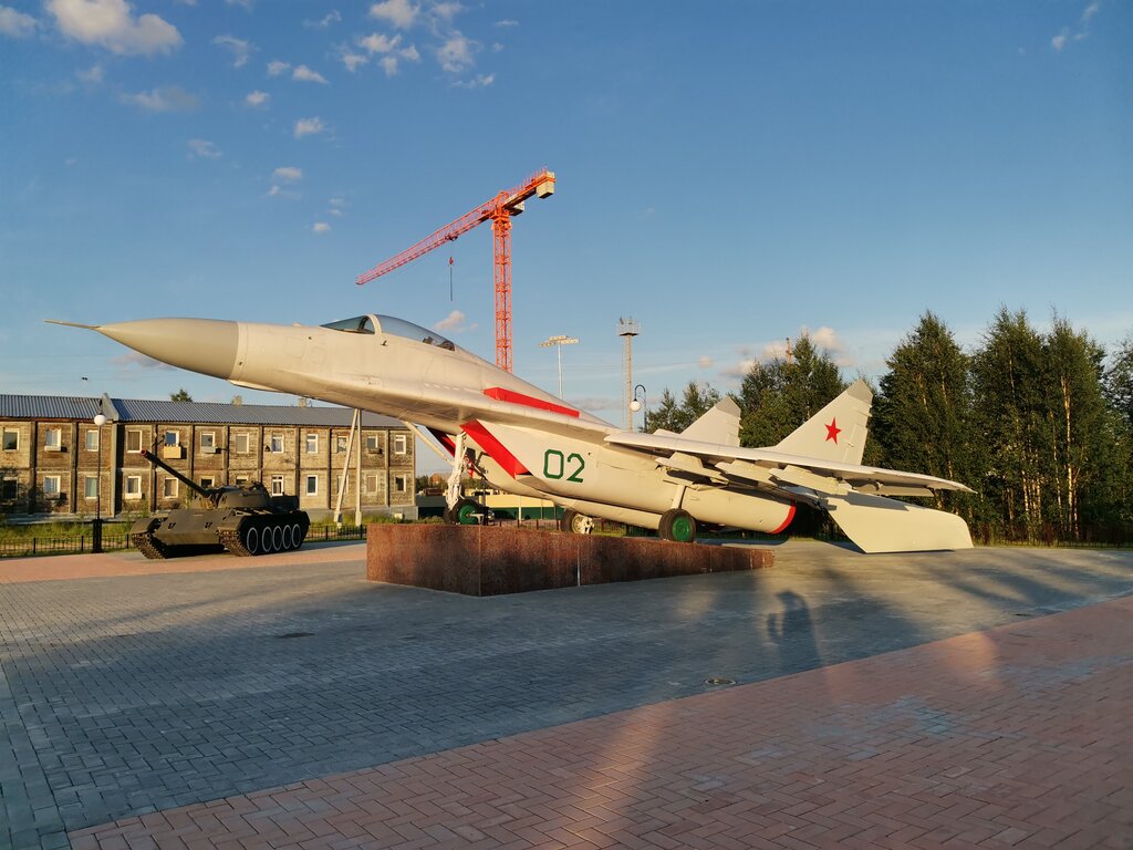 Teknoloji anıtı Истребитель МиГ-29, Gubkinski, foto