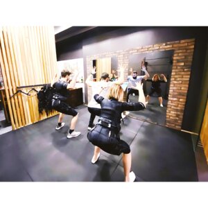 AdvanceFit - Palestra allenamento 20 minuti - EMS - Personal Training (Viale Europa No:172, Florence), fitness kulüpleri  Floransa'dan