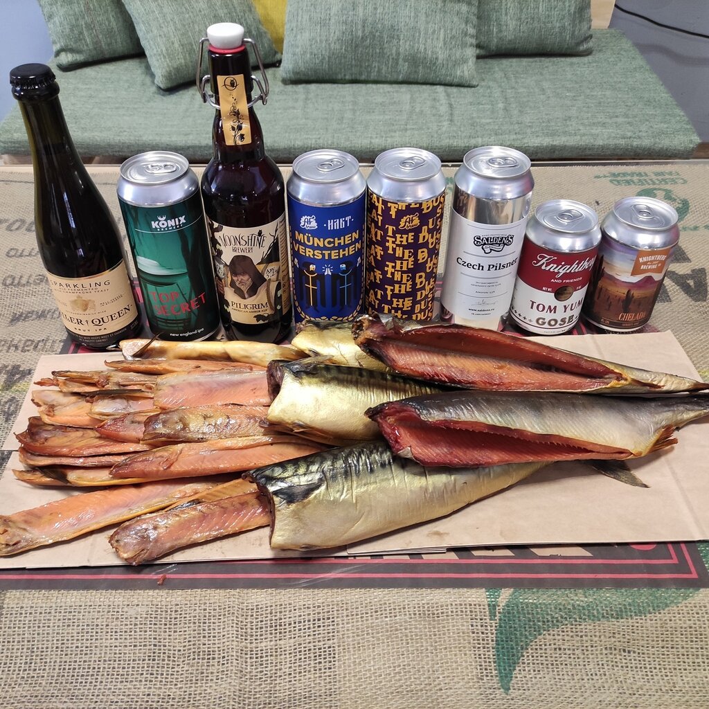 Bira dükkanı Draught drinks V pene, Tver, foto