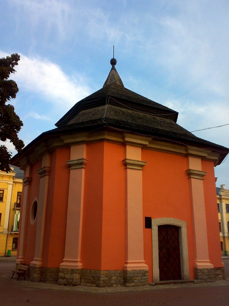 Müzeler ve sanat galerileri Armyansky kolodets, Kamenec‑Podolskij, foto