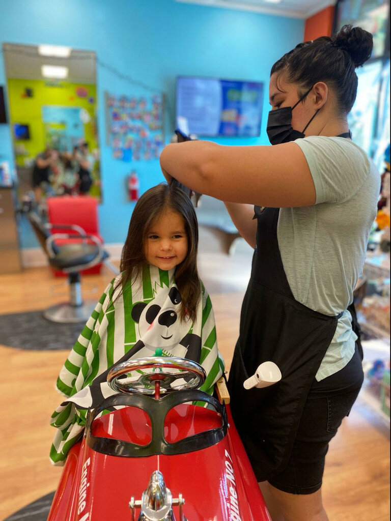 Kuaförler Pigtails & Crewcuts: Haircuts for Kids - Knoxville - Turkey Creek, Tn, Tennessee Eyaleti, foto