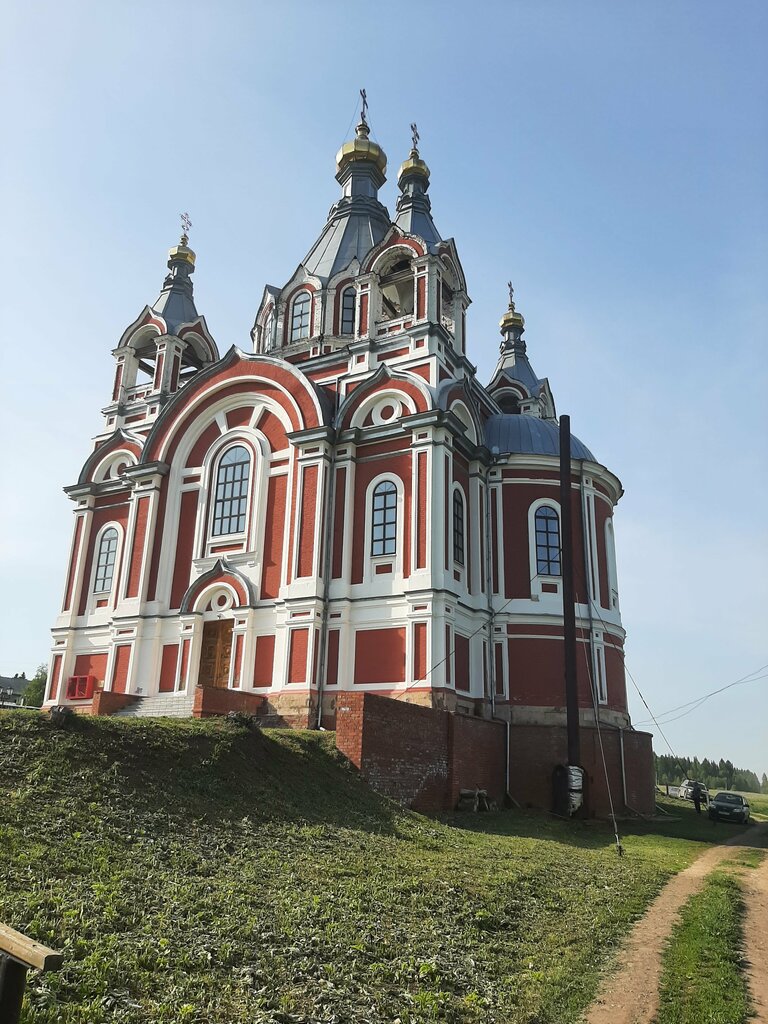 Manastır Nikolsky zhensky monastyr, Permski krayı, foto