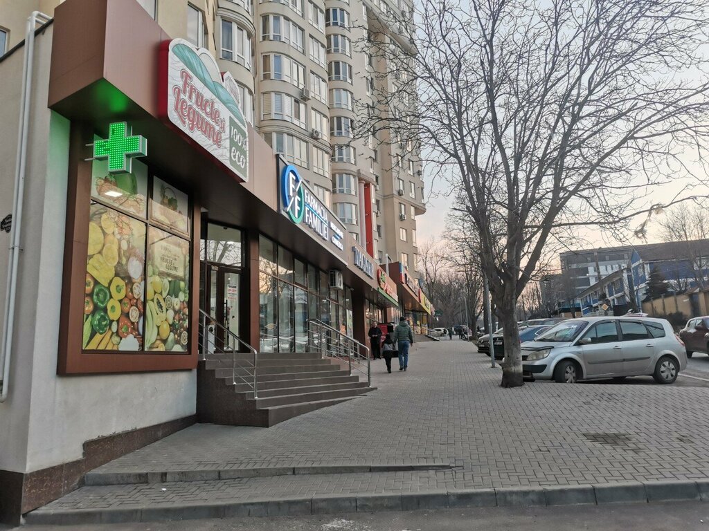 Manavlar Fructe si Legume, Kişinev, foto