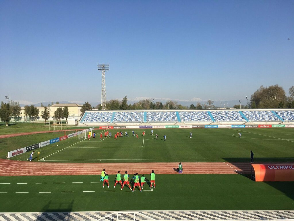 Stadyum Stadium Dustlik, Taşkent, foto