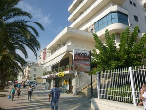Hotel Rossi (Vlorë County, Vlorë), otel  Avlonya'dan