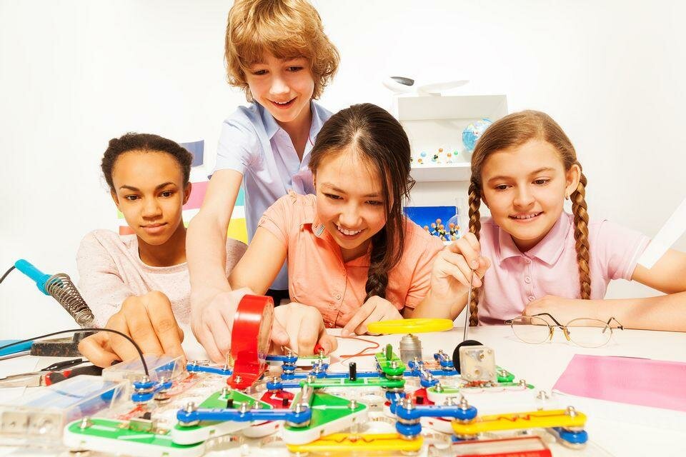 Kişisel gelişim merkezi KidzToPros, Fremont, foto