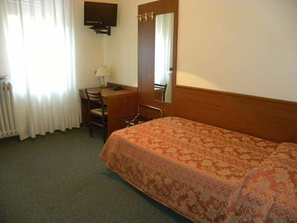 Otel Hotel Ristorante Rosengarten, Pavia, foto