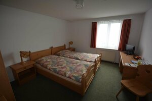 Aparthotel Edy Bruggmann AG (Sankt Gallen, Sarganserland, Flums), otel  St. Gallen'den