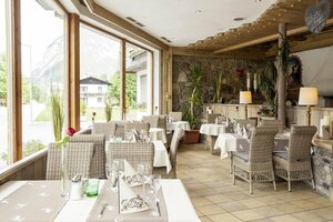 Raffls Hotel (Tyrol, Innsbruck-Land, Weidach, 314), otel