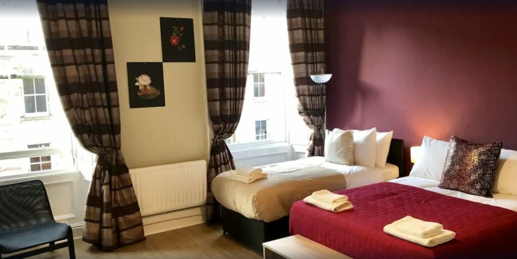 Otel 4 Bernard Terrace Accommodation, Edinburgh, foto