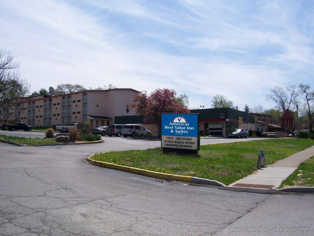 Otel Wingate by Wyndham Bloomington, İndiana Eyaleti, foto