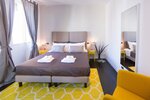 Rent In Rome - Flo's Apartment (Via 4 Novembre No:107), otel  Roma'dan