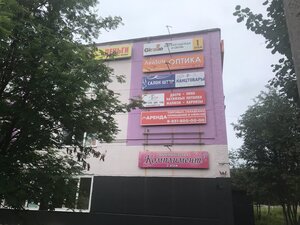 Комплимент (Zaschitnikov Zapolyarya Avenue No:49), kuaförler  Coca'dan