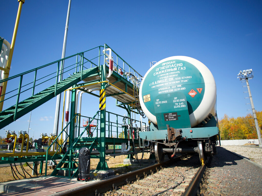 Mühendislik altyapısı Газонаполнительная станция сжиженных углеводородных газов Лучинское, Moskova ve Moskovskaya oblastı, foto