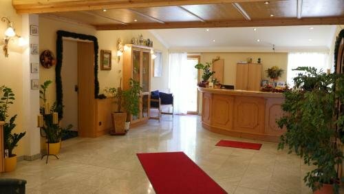 Otel Zu den Linden, Bavyera, foto