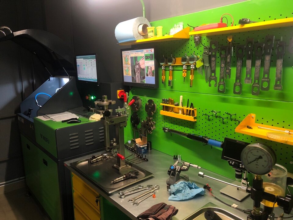 Otomobil servisi Dizonika Diesel Service, Saint‑Petersburg, foto