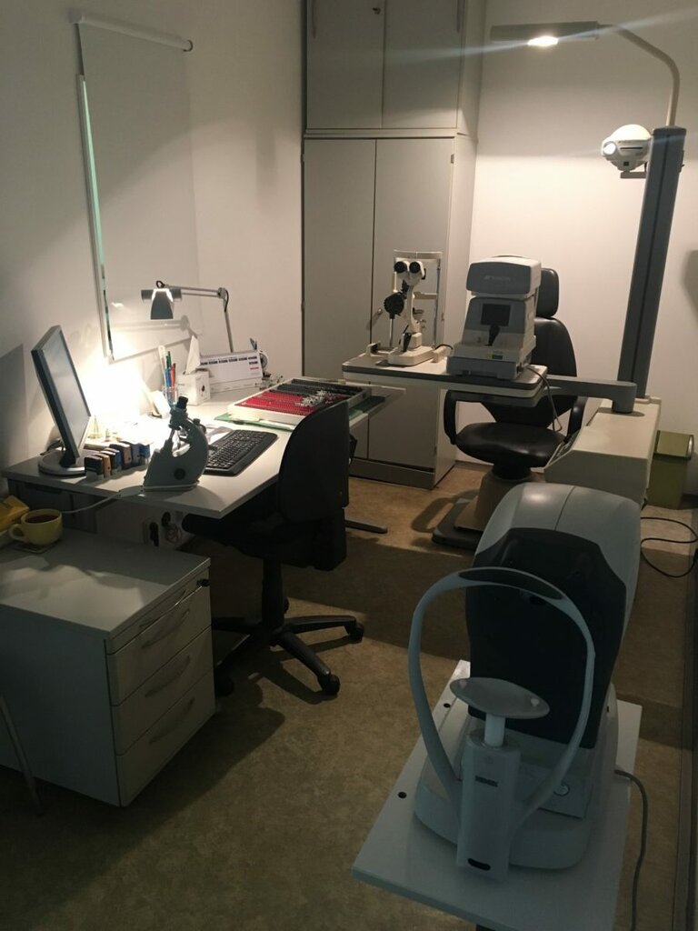 Optik MUDr. Edita Holubová - oční ordinace a optika Praha, Prag, foto