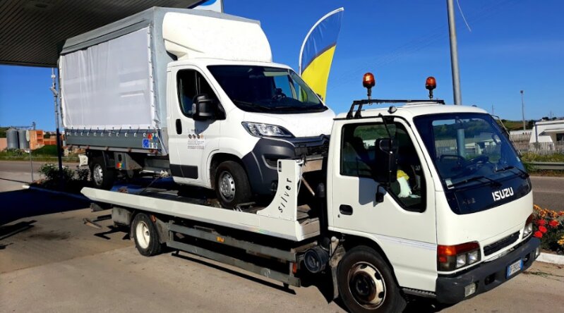 Çekici hizmeti Carroattrezzi Vittorio Serra - Soccorso Stradale, Sardunya, foto