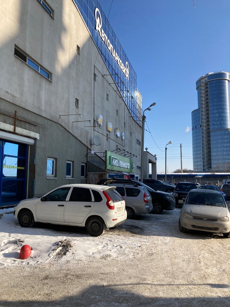 Oto kaporta Göçük kaldırma onarım hizmeti, Çeliabinsk, foto