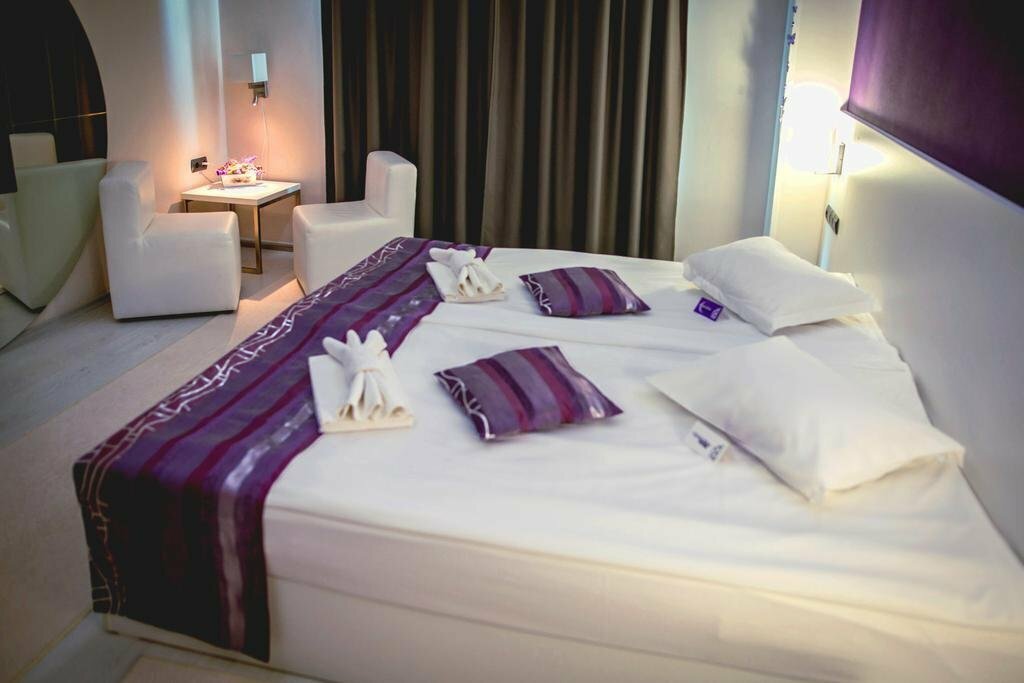 Otel Idol, Eski Cuma, foto