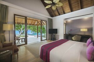 Dusit Thani Maldives (Baa atoll, Muddhoo island, P.O. Box 2188), otel  Baa Atolü'nden