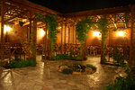 Nice Place (Kooperativnaya ulitsa No:16), restoran  Şuya'dan