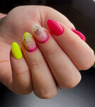 Миндаль (Tikhookeanskaya ulitsa No:5), manikür-pedikür  Saint‑Petersburg'dan