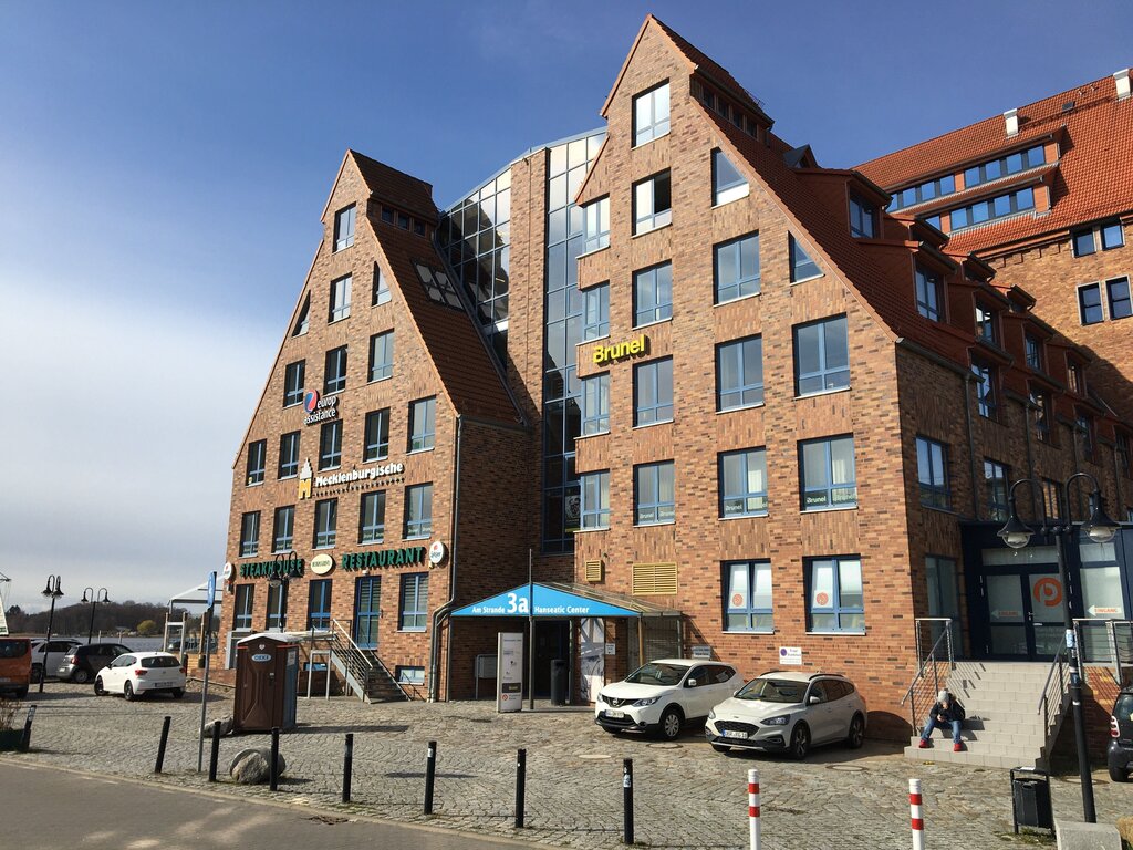 Eksper büroları McMakler GmbH - Immobilienmakler Rostock, Rostok, foto