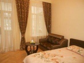 KievCenter Na Maidane Nezalezhnosti Apartments (улица Ивана Франко No:38, Шевченковский район), otel  Kiev'den