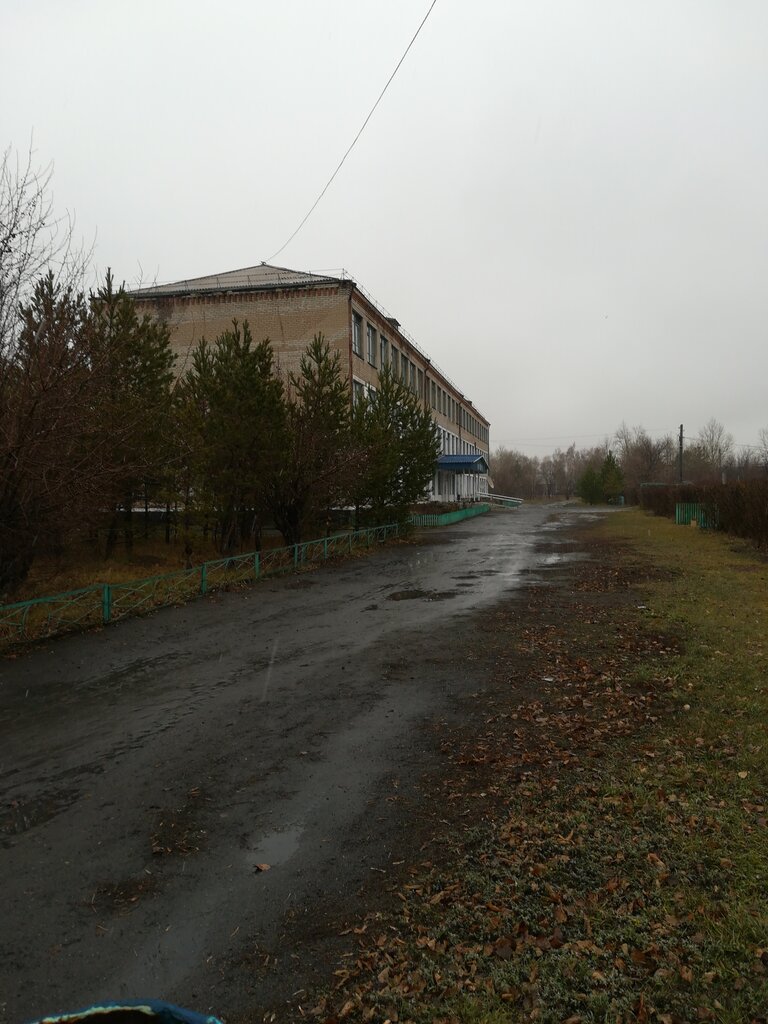 Ortaokul Korneevka Secondary School, Kuzey Kazakistan eyaleti, foto