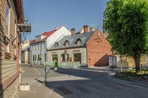 Hermannuse Maja Guesthouse (Lääne County, Haapsalu, Karja street, 1A), otel  Haapsalu'dan