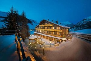 Hotel Bucaneve (Lombardy, Sondrio, Livigno), otel  Lombardiya'dan