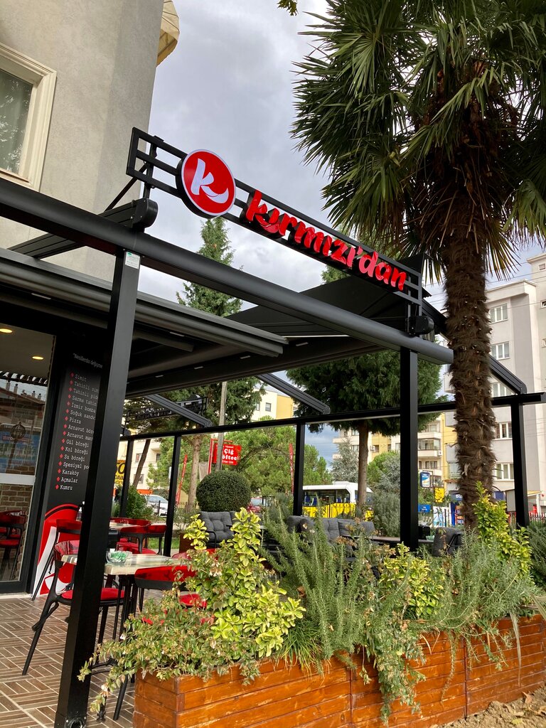 Pasta, şekerleme ve tatlı Kırmızı’dan Fırın, Bursa, foto