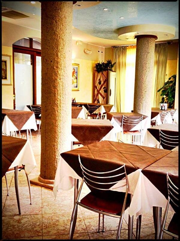 Bar Su Nuraghe Bar Ristorante Pizzeria Gelateria, Sardunya, foto