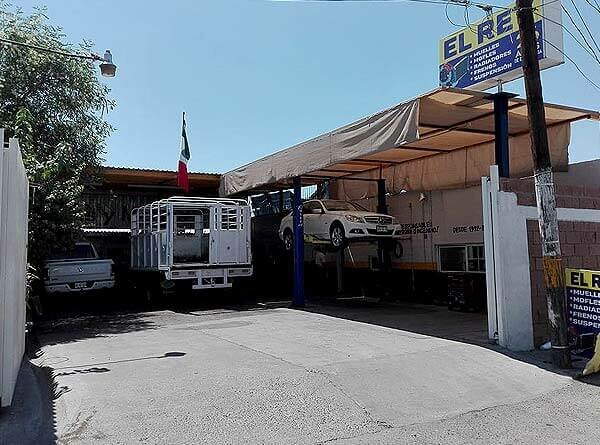 Otomobil servisi Muelles Y Mofles El Rey, Hermosillo, foto