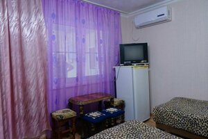 Волна (Gorny pereulok No:9, selo Kabardinka), otel  Krasnodarski krayından
