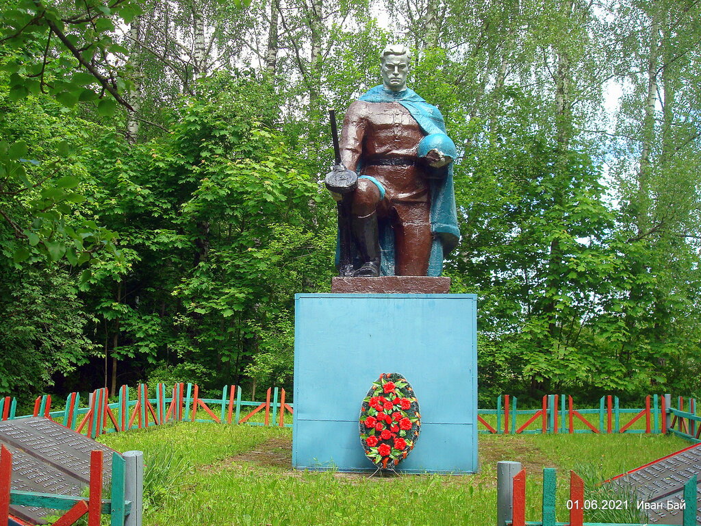 Anıt, heykel Землякам, погибшим в ВОВ, Vitebskaya oblastı, foto