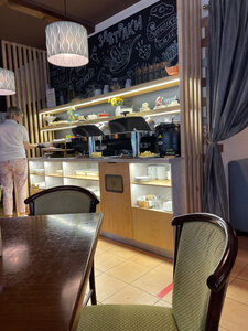 Cafe Wind Rose (Pogranichnaya ulitsa No:17А, Arkhipo-Osipovka Village), kafe  Krasnodarski krayından